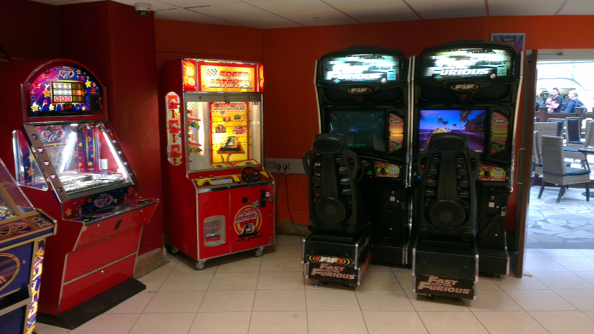 Arcade Review: put yours in here. | ukVac: UK's Video Arcade Collecting