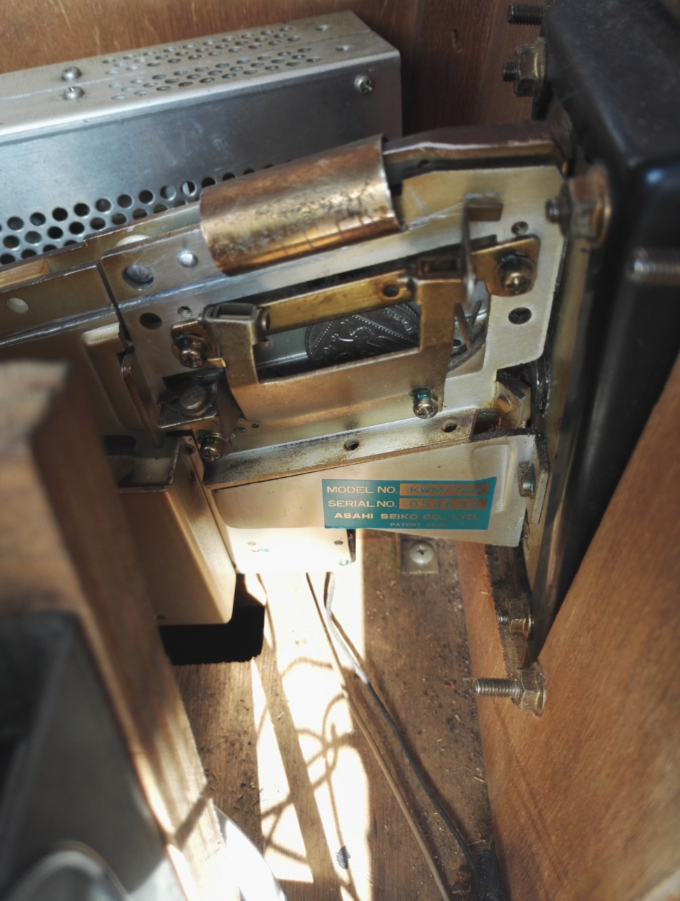 Wiring up coin mechanism | ukVac: UK's Video Arcade Collecting